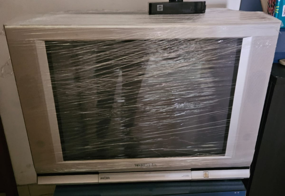 TV Toshiba Bomba 29 inch, Elektronik, TV & Perlengkapan Hiburan di ...