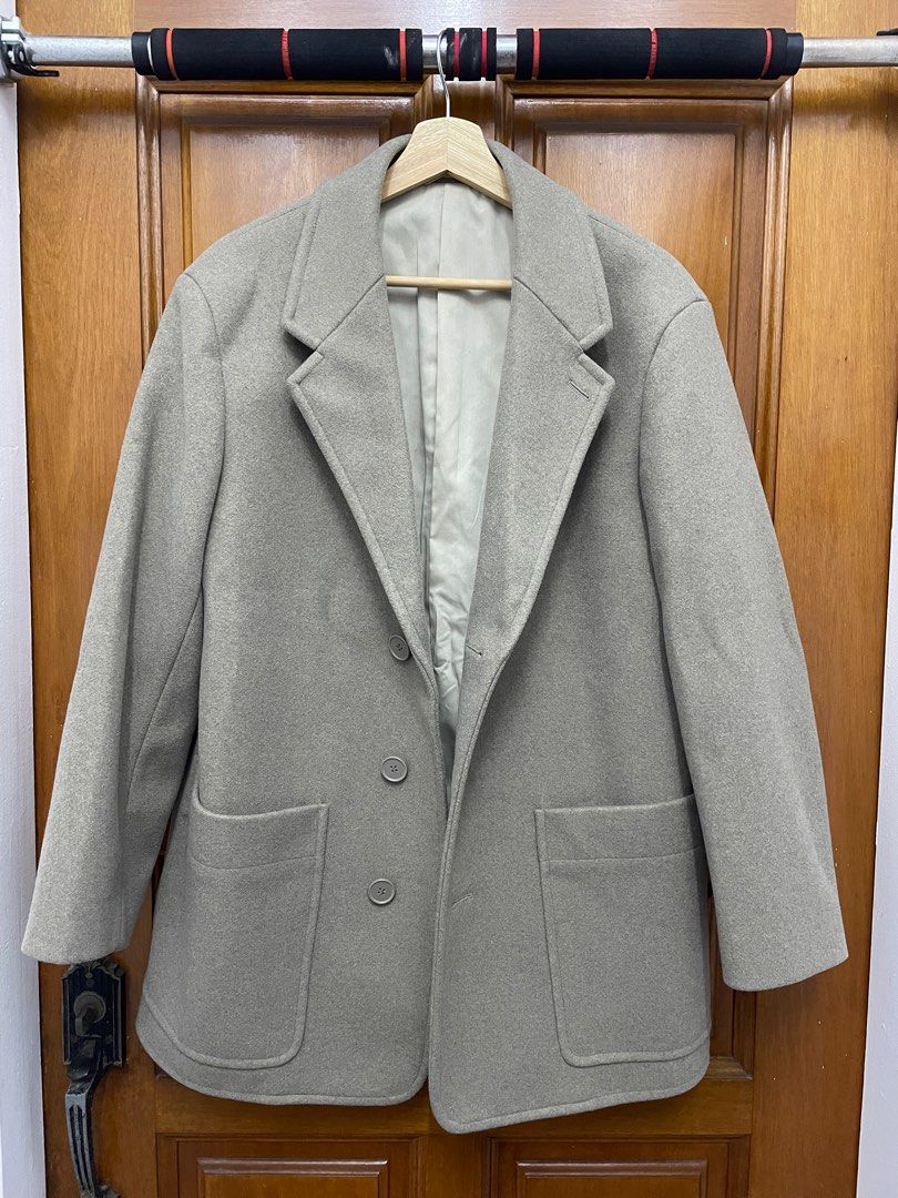 Uniqlo Coat, Men's Fashion, Coats, Jackets and Outerwear on Carousell