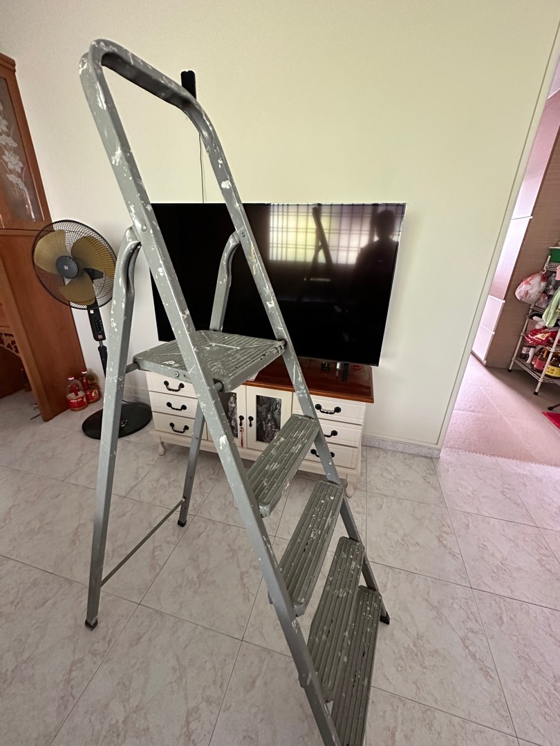 Used ladder, Furniture & Home Living, Home Improvement & Organisation ...