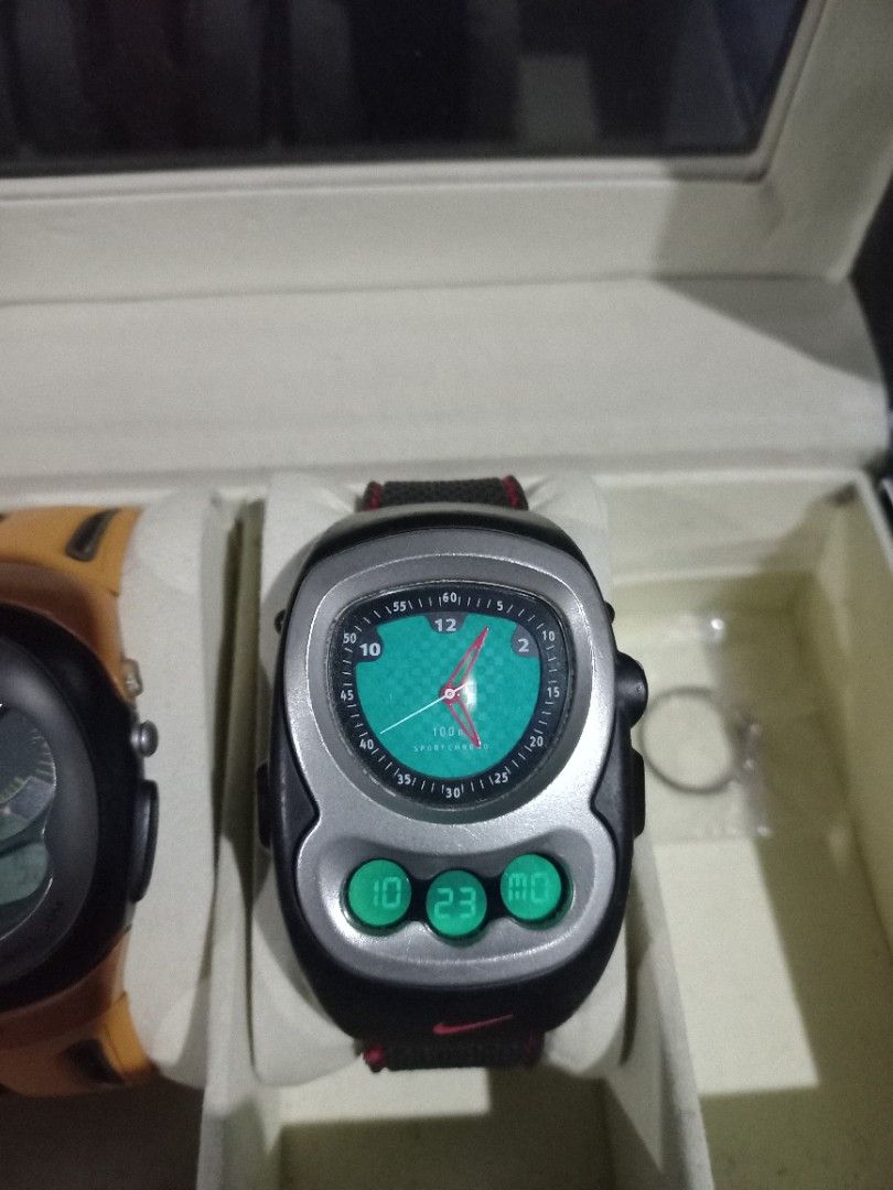 VINTAGE NIKE TRIAX WATCH, Men's Fashion, Watches & Accessories, Watches ...