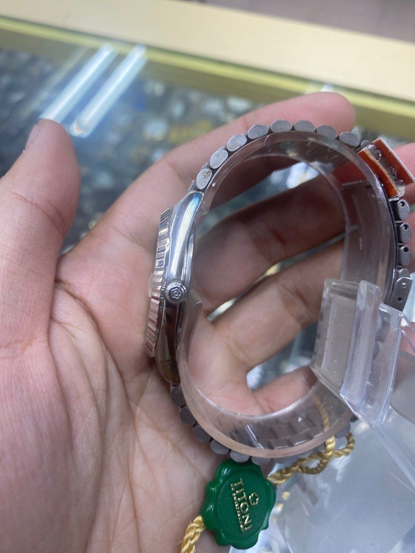 Vintage Titoni Cosmo King Quartz, Luxury, Watches on Carousell