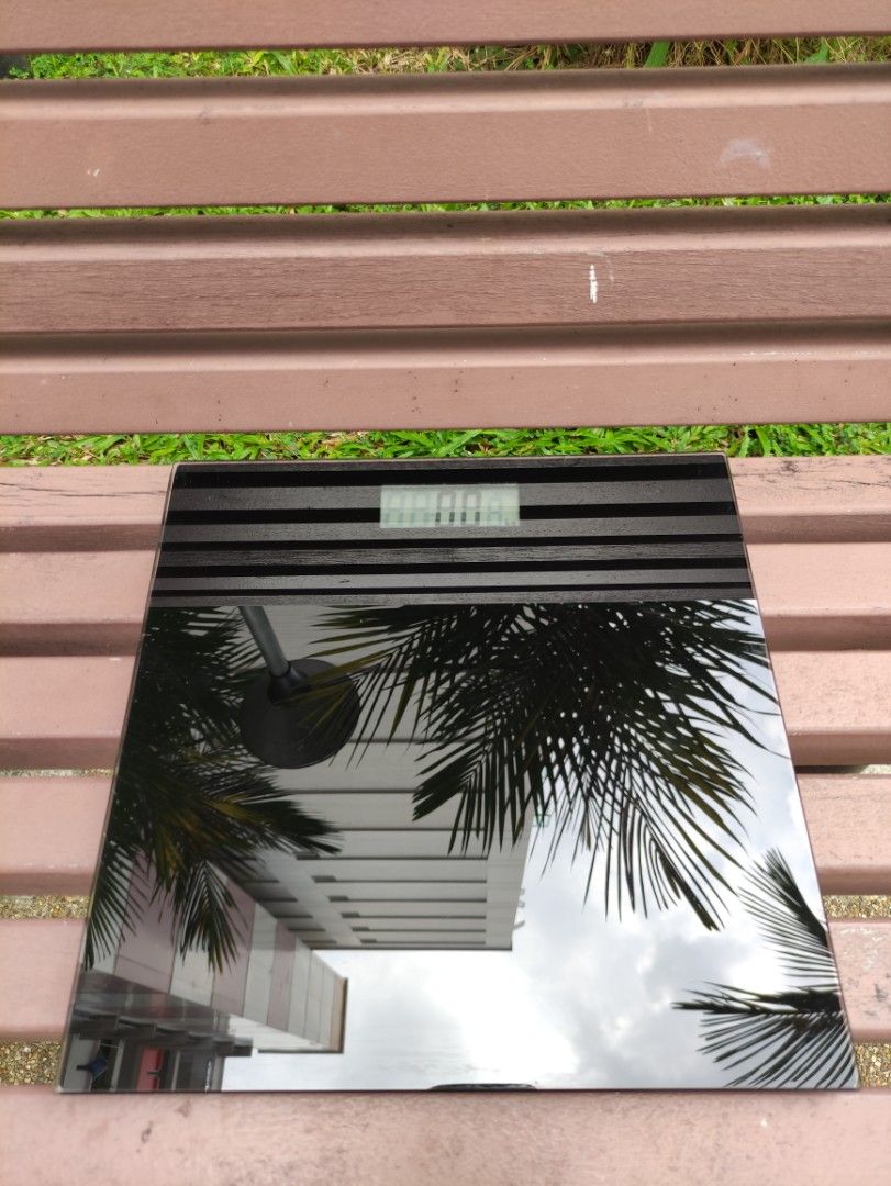 Watsons Electronic Body Scale(Model No.: EB9370), Health & Nutrition ...