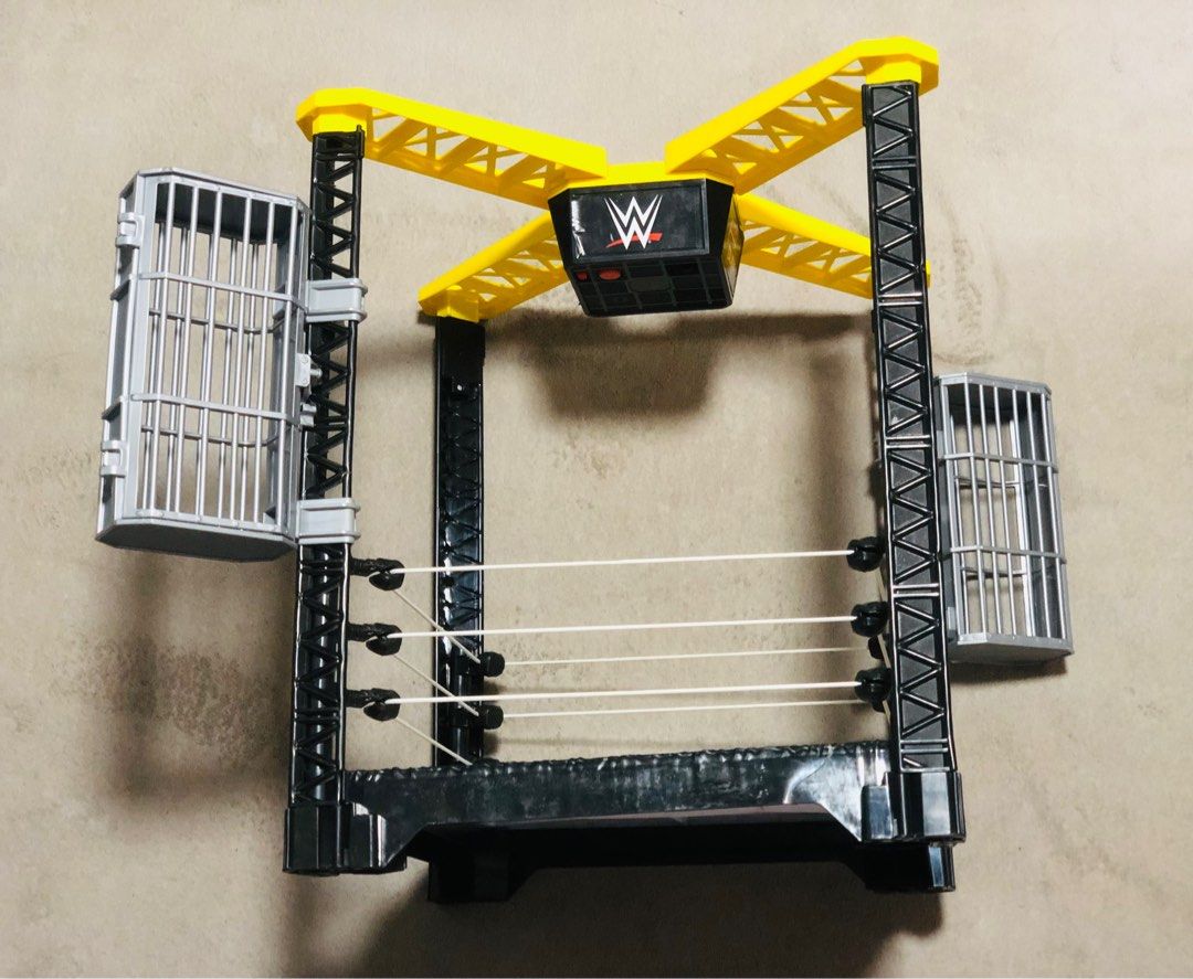 WWE Ring & Microphone, Hobbies & Toys, Toys & Games on Carousell