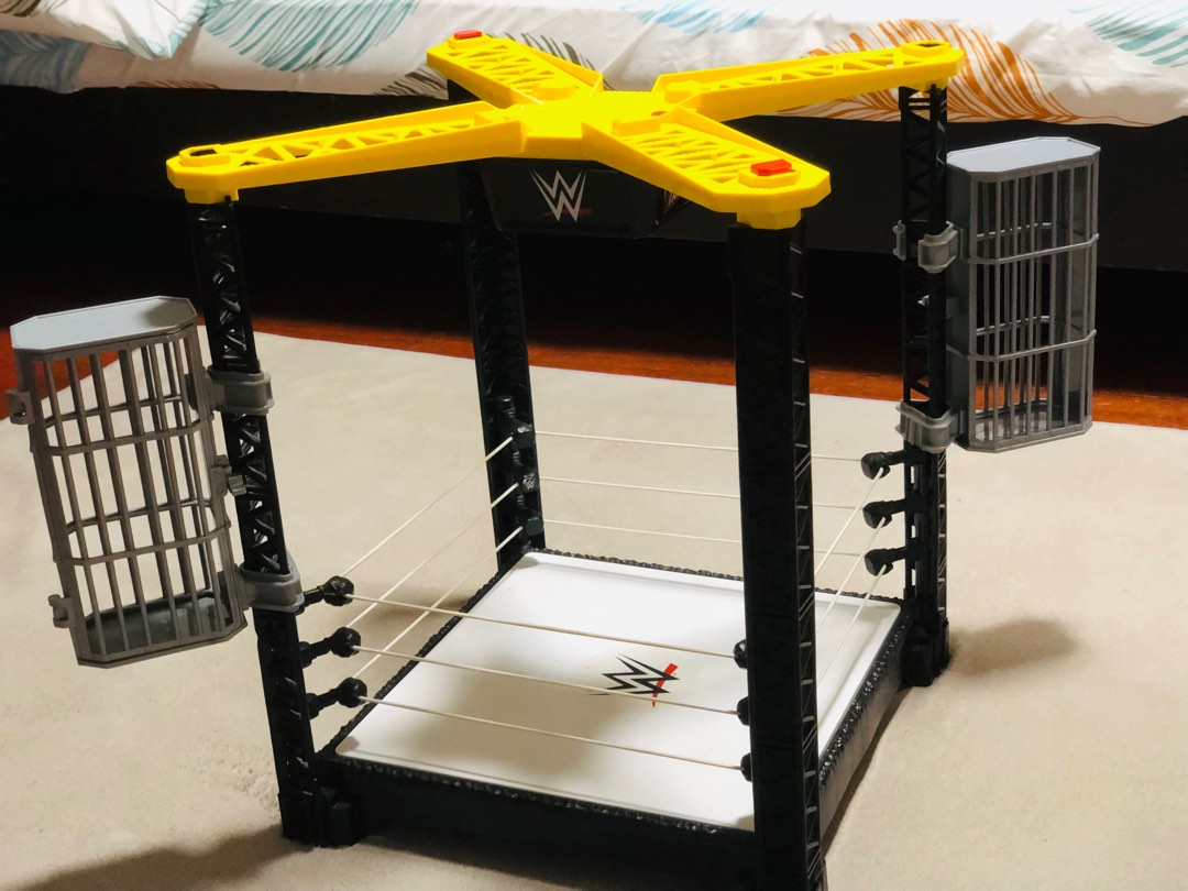 WWE Ring & Microphone, Hobbies & Toys, Toys & Games on Carousell