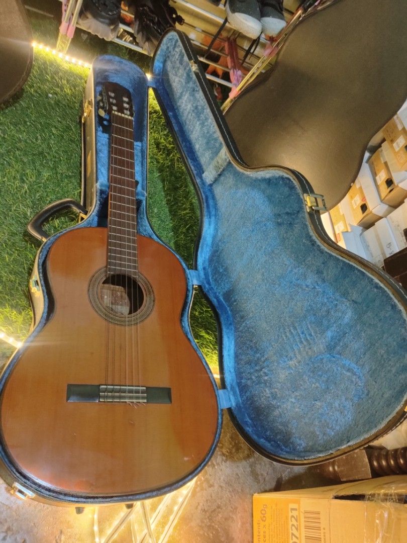 YAMAHA G70D VINTAGE, Hobbies & Toys, Music & Media, Musical Instruments ...