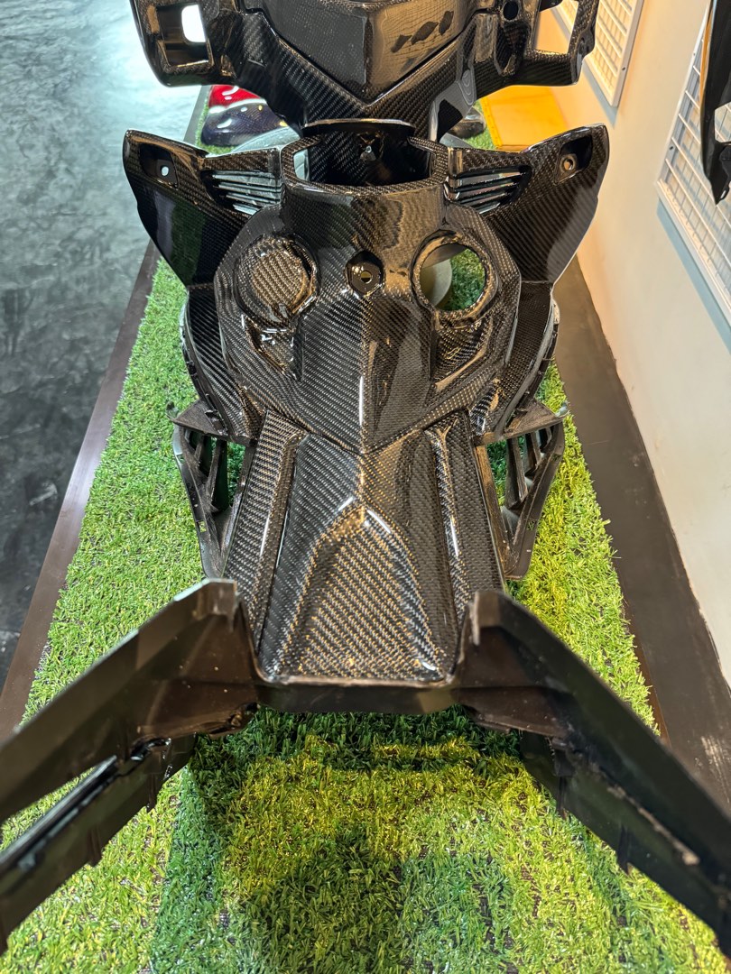 Yamaha Y15 V1 full inner twill carbon, Motorcycles, Motorcycle ...