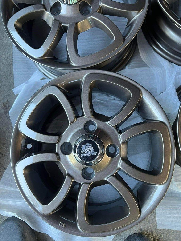 13” Rapid Dash code 135317 Mags 4Holes pcd 100 Brandnew, Car Parts ...
