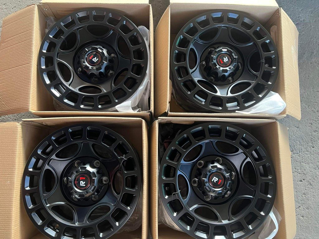 15” RayOne DX125 Black flowform Mags 6Holes pcd 139 Bnew fit sa Van ...
