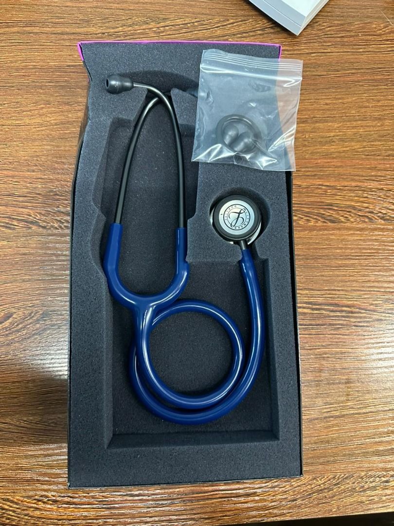 3M Littmann Stethoscope Classic III Navy Blue Tube, Mirror-Finish ...