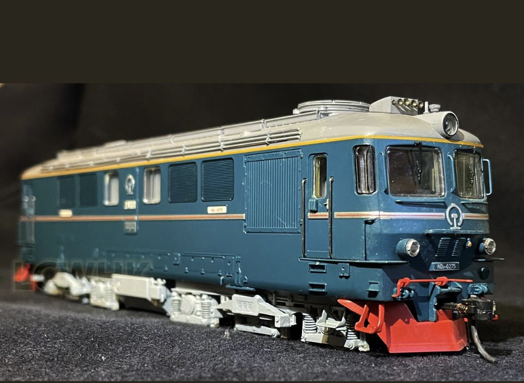 百萬城 ND2型內燃機車 HO 廣鐵段 長沙灣蘇屋邨交收, 興趣及遊戲, 玩具 & 遊戲類 - Carousell