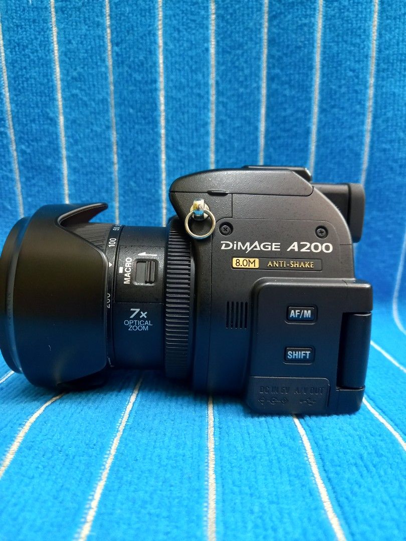 A200 ccd konica minolta, Photography, Cameras on Carousell