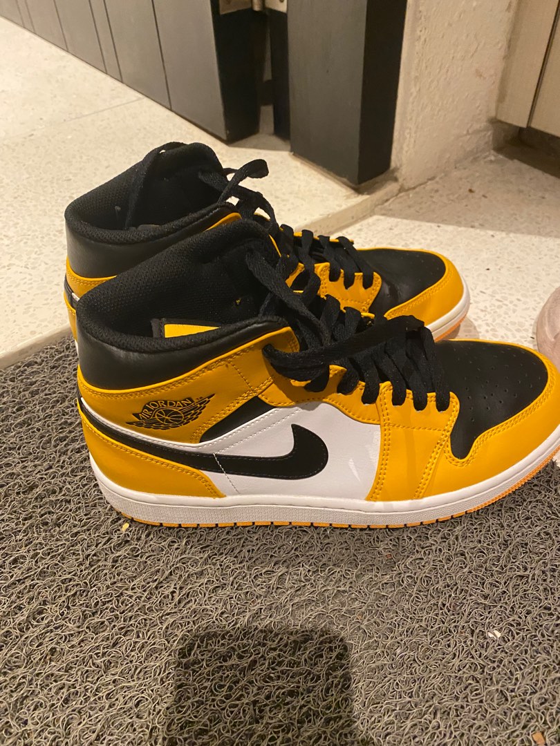 Air Jordan 1 mid reverse yellow, Men's Fashion, Footwear, Sneakers on ...