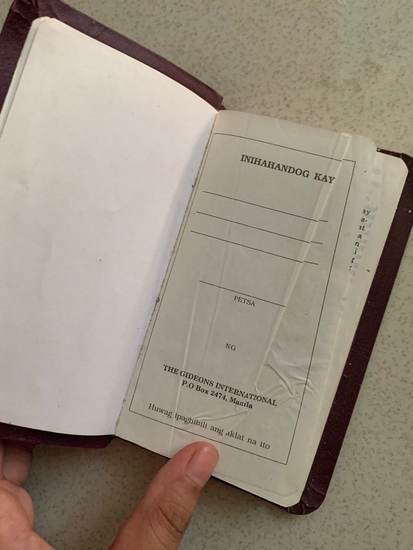 Ang Bagong Tipan (Bible), Hobbies & Toys, Books & Magazines, Religion ...