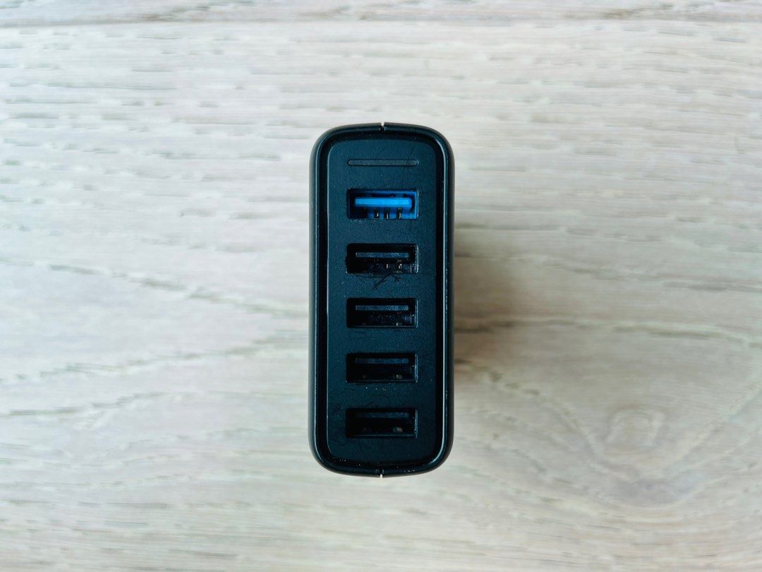 Anker PowerPort Speed 5 (51.5W, 5-port Charger), Mobile Phones ...