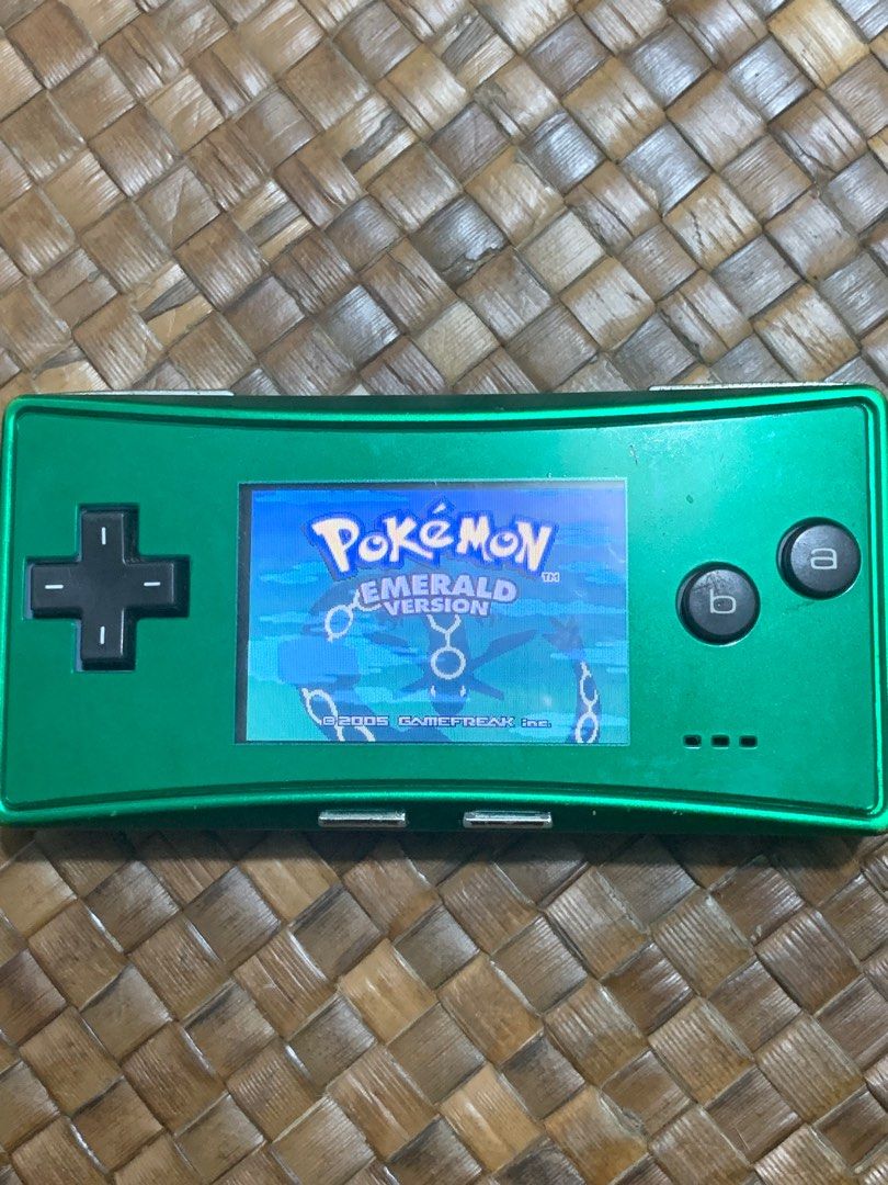 Authentic GBA game Pokemon Emerald US, Video Gaming, Video Games ...