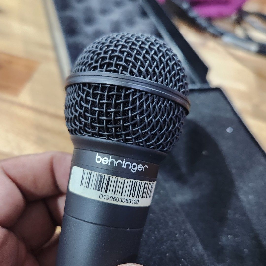 Behringer Ultravoice XM8500, Audio, Microphones on Carousell
