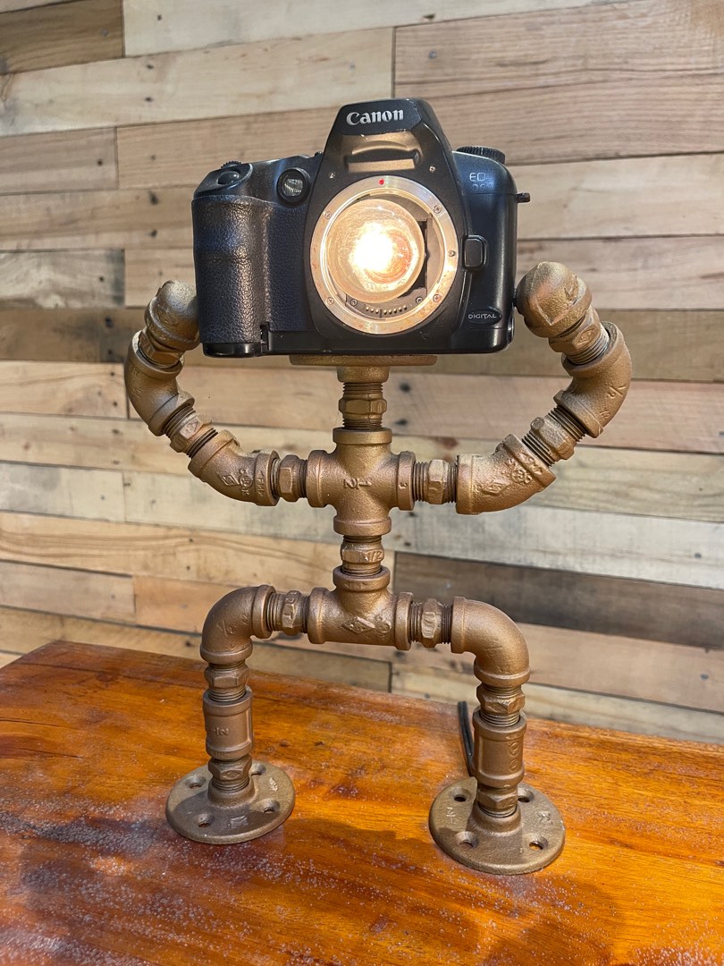 cameraman, Furniture & Home Living, Lighting & Fans, Lighting on Carousell