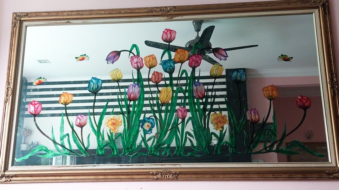 Cermin bunga, Furniture & Home Living, Home Decor, Mirrors on Carousell