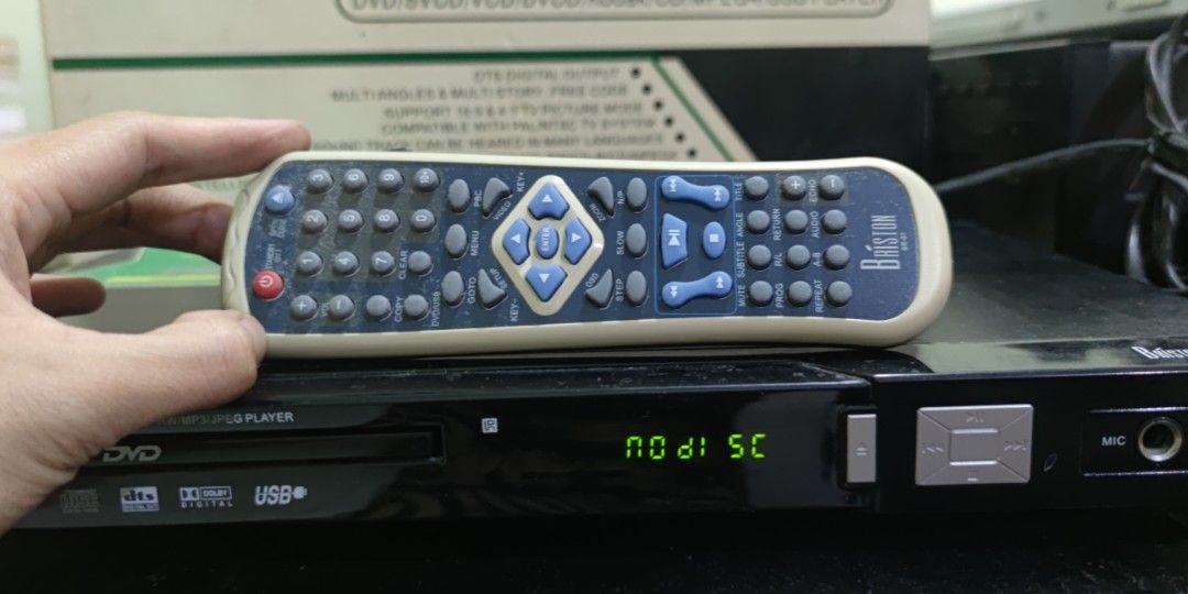 DVD PLAYER BRISTON, Elektronik, Lainnya di Carousell