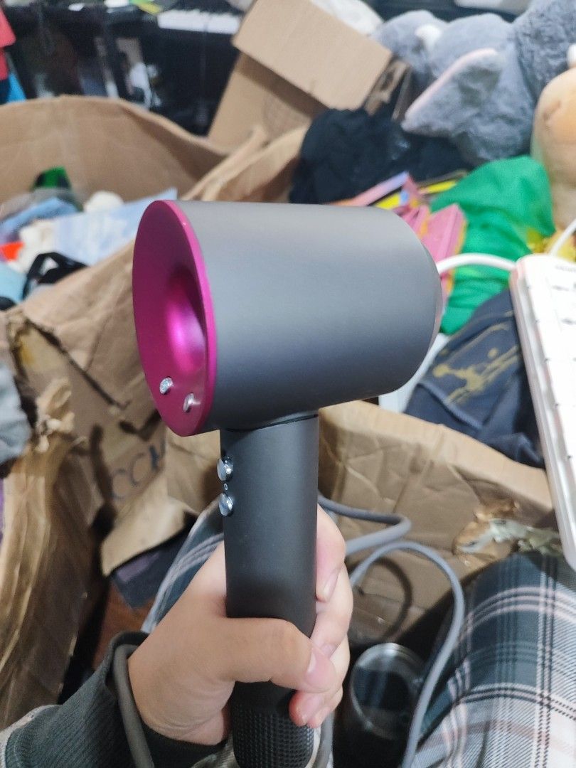 Dyson Hair Blower, Beauty & Personal Care, Hair on Carousell
