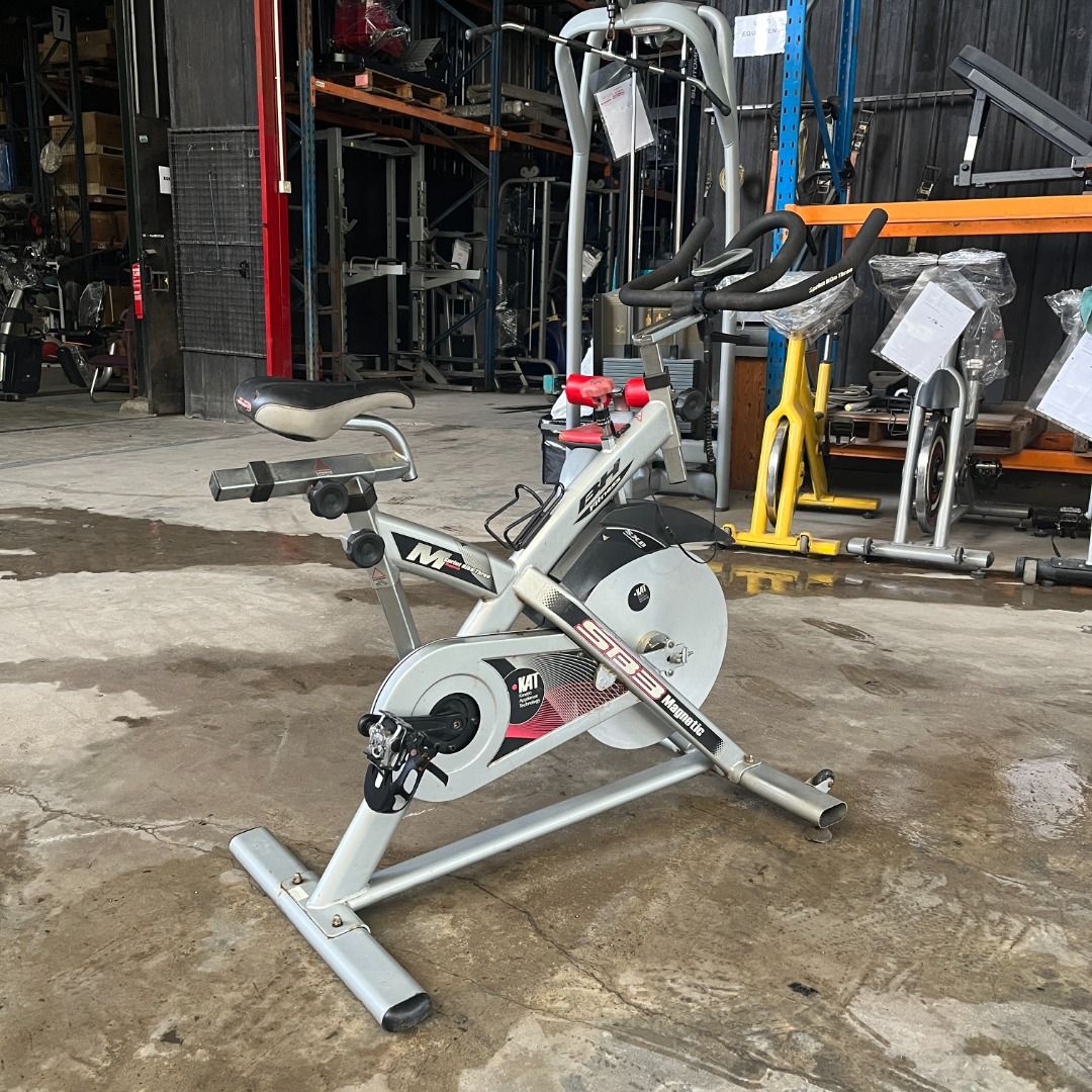 FITNESS GYM EQUIPMENT BH SPINNING BIKE, Sports Equipment, Other Sports ...