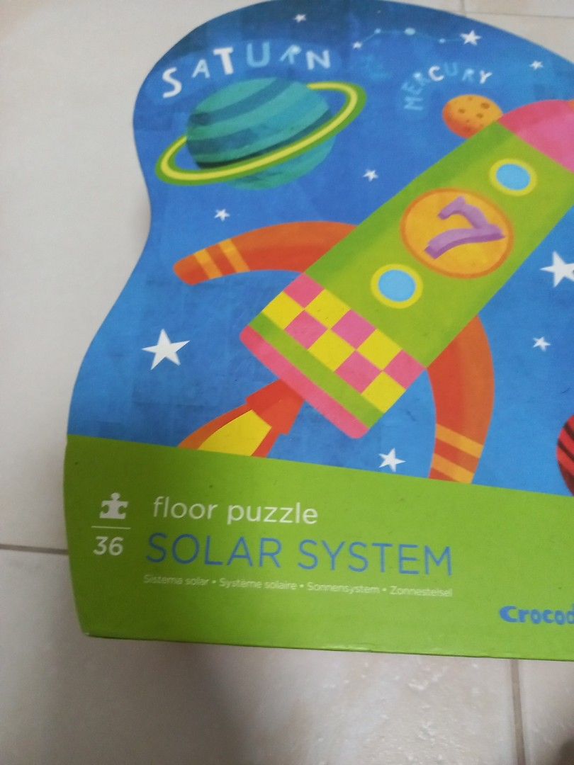 Floor puzzle solar system, Hobbies & Toys, Toys & Games on Carousell
