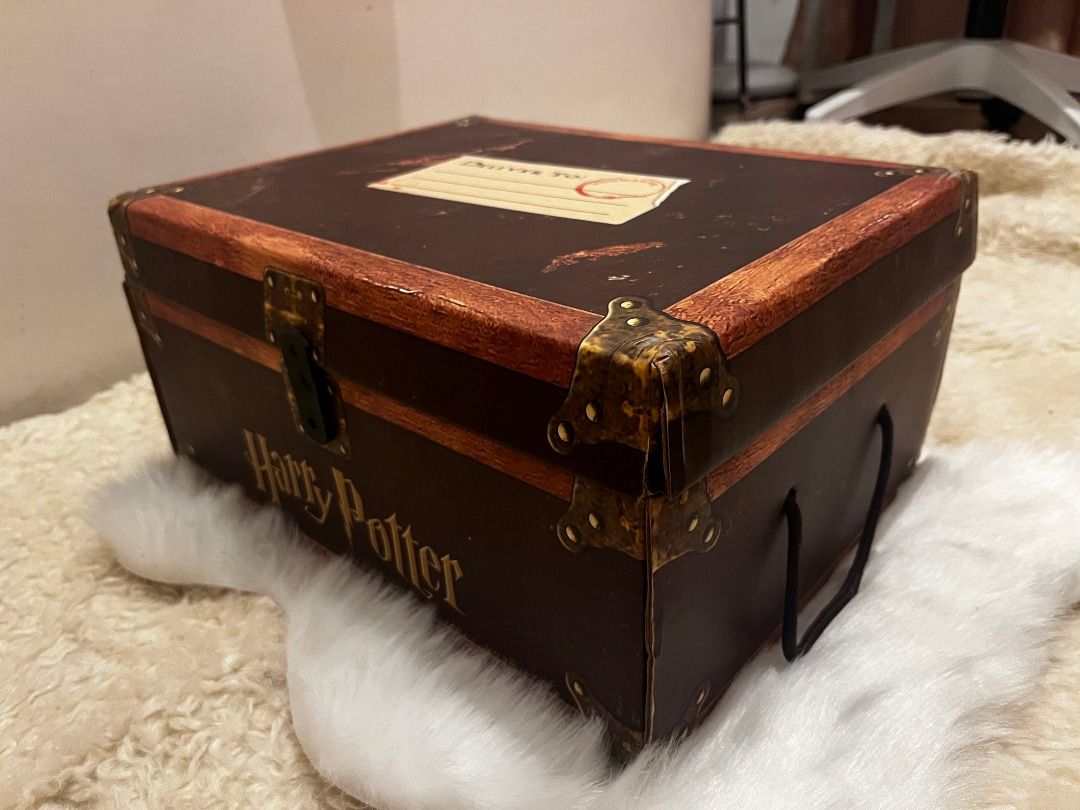 Harry Potter Hardcover Limited Edition Boxed Set: All 7 Books in Chest ...
