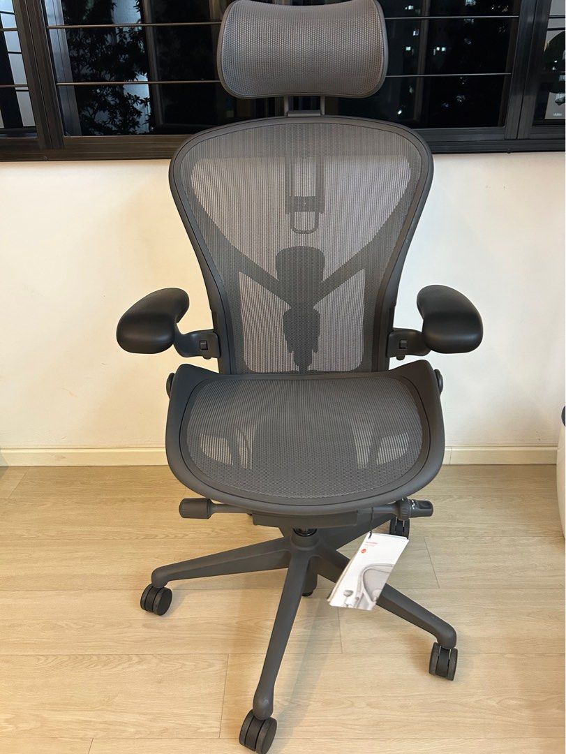 Herman Miller Aeron Chair Remastered Size A and B, Furniture & Home ...