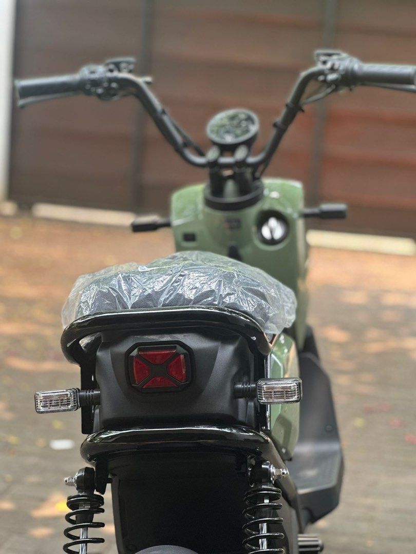 HONDA ZOOMER E BIKE , ELECTRIC BIKE , COMPLETE SET , ( 2023 ) READY ( VERY RARE COLOR ), Motor ...