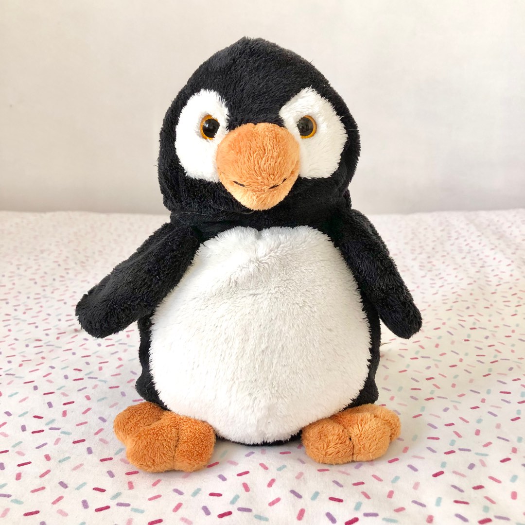 Keel toys penguin, Hobbies & Toys, Toys & Games on Carousell