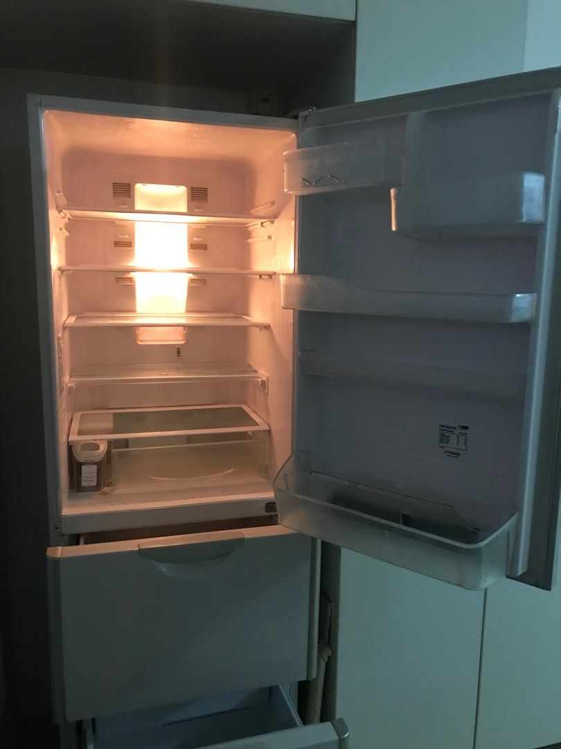 Lelong - Working Hitachi Cream Color Fridge, TV & Home Appliances ...