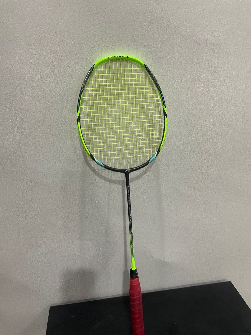 Lining Racket Badminton, Sports Equipment, Sports & Games, Racket ...
