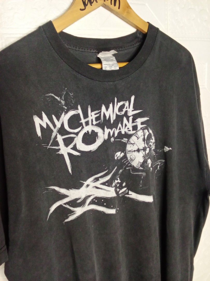 Mcr, Men's Fashion, Tops & Sets, Tshirts & Polo Shirts on Carousell