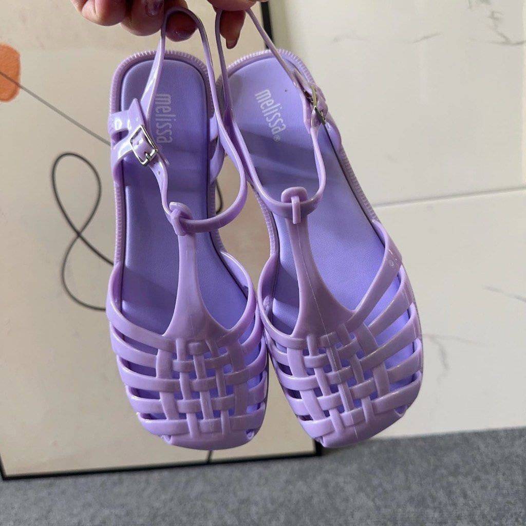 Melissa Aranha Glossy Purple, Fesyen Wanita, Sepatu di Carousell