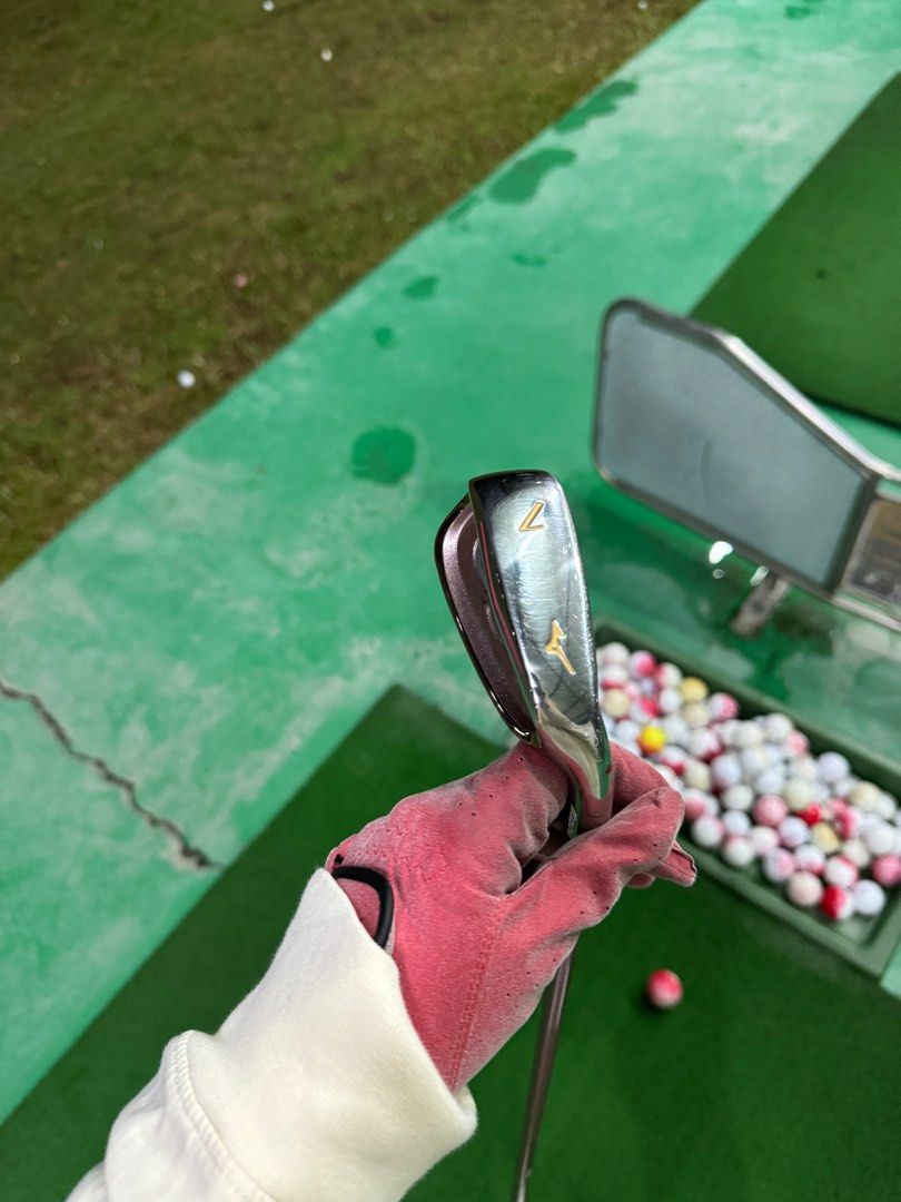 Mizuno Efil 7 Ladies Golf Iron No 7 Pink, Sports Equipment, Sports ...