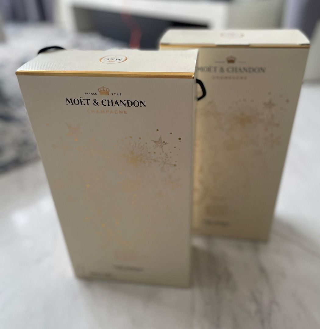 Moet & Chandon Imperial Champagne 2x2 Boxes, Food & Drinks, Alcoholic ...