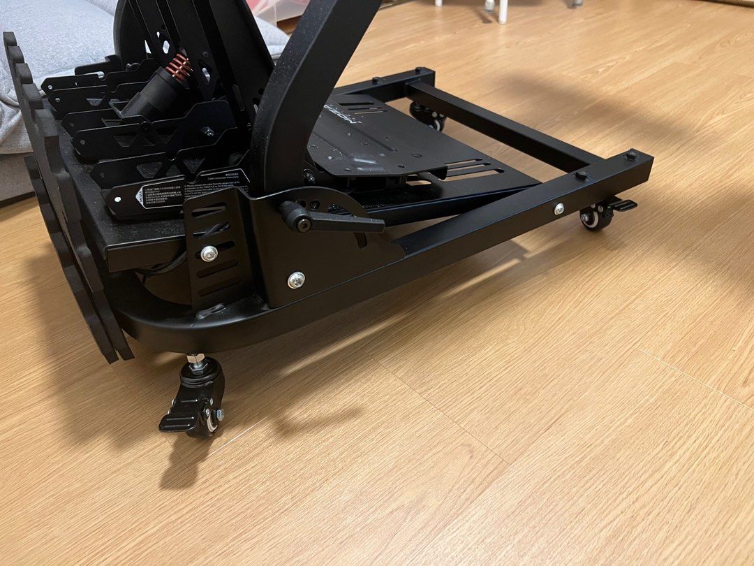 Moza R5 bundle ungraded with S5 supra wheel stand, Video Gaming, Gaming ...