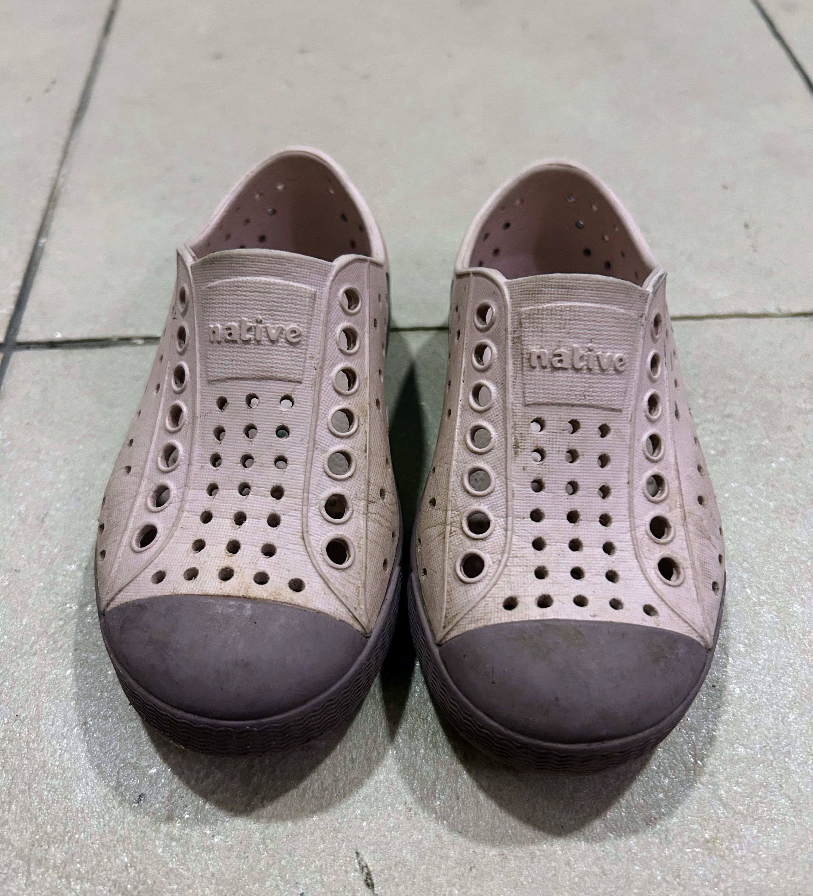 Native size C8 shoe, Luxury, Sneakers & Footwear on Carousell