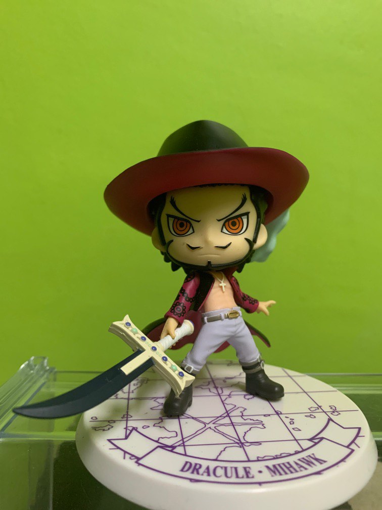 One Piece - Dracule Mihawk, Hobbies & Toys, Collectibles & Memorabilia ...