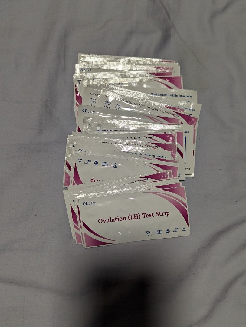 Ovulation strips, Beauty & Personal Care, Sanitary Hygiene on Carousell