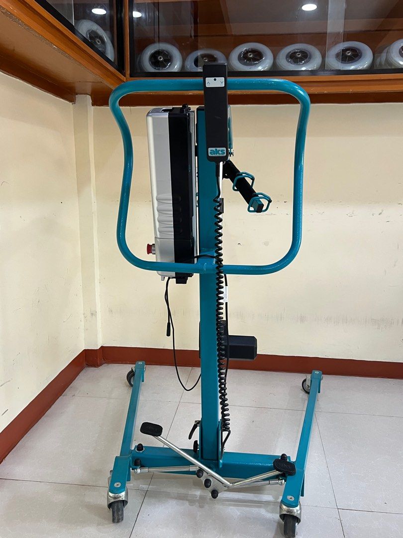 Patient lifter and standing hoist, Health & Nutrition, Assistive ...