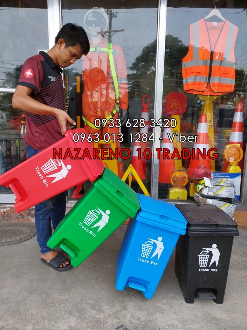 Plastic dust bin With Pedal, Looking For on Carousell