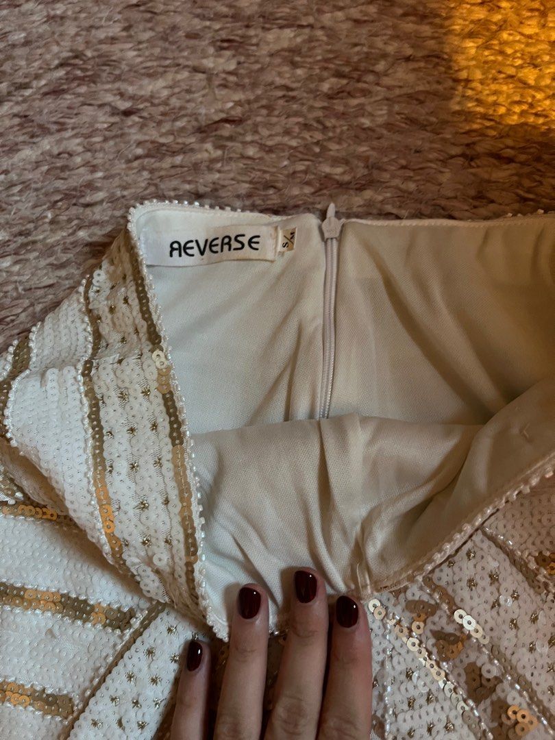 Reverse sequin vintage skirt, Women's Fashion, Bottoms, Skirts on Carousell