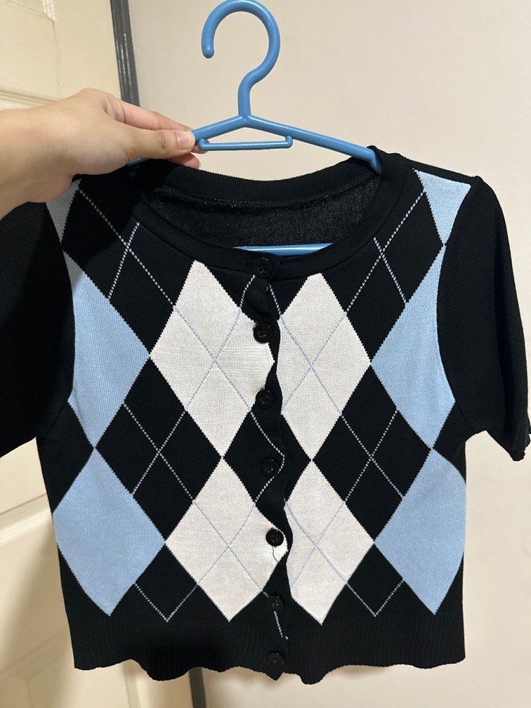 Shopee Top, Women's Fashion, Tops, Blouses on Carousell