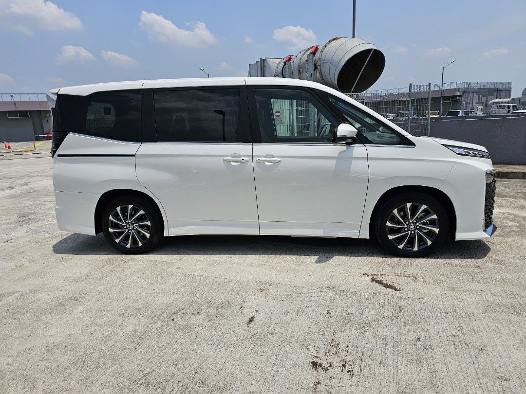 Toyota voxy, Cars, Car Rental on Carousell
