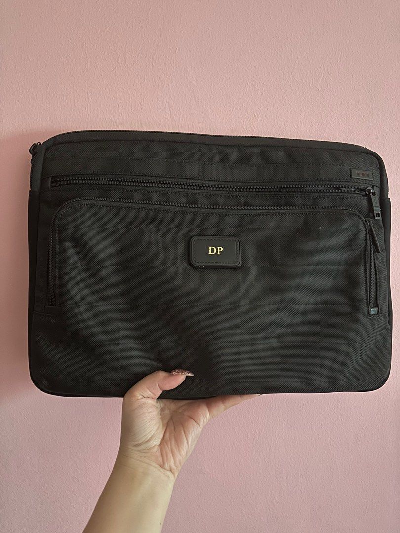 Tumi laptop sleeve/cover, Computers & Tech, Parts & Accessories, Laptop ...