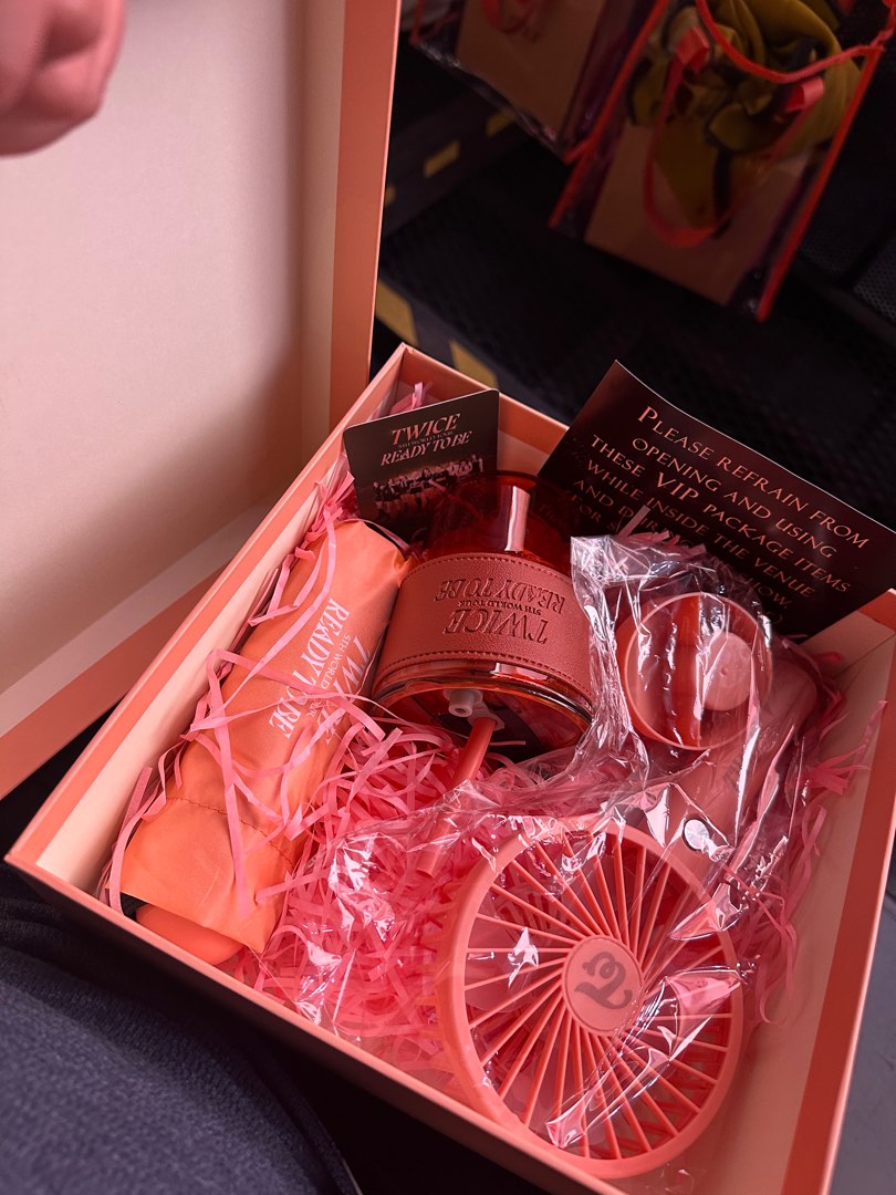 TWICE RTB VIP PACKAGE, Hobbies & Toys, Memorabilia & Collectibles, K ...