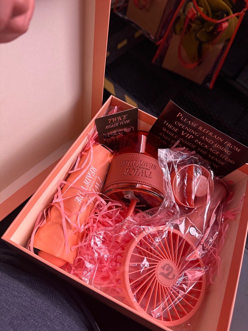 TWICE RTB VIP PACKAGE, Hobbies & Toys, Memorabilia & Collectibles, K ...