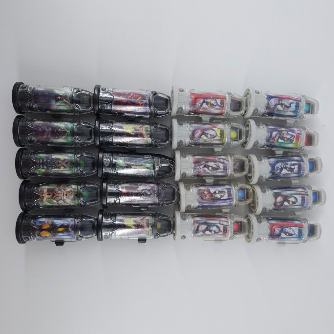 ULTRAMAN GEED DX Geed Riser Morpher + 20p Ultra Capsules + Knuckle ...