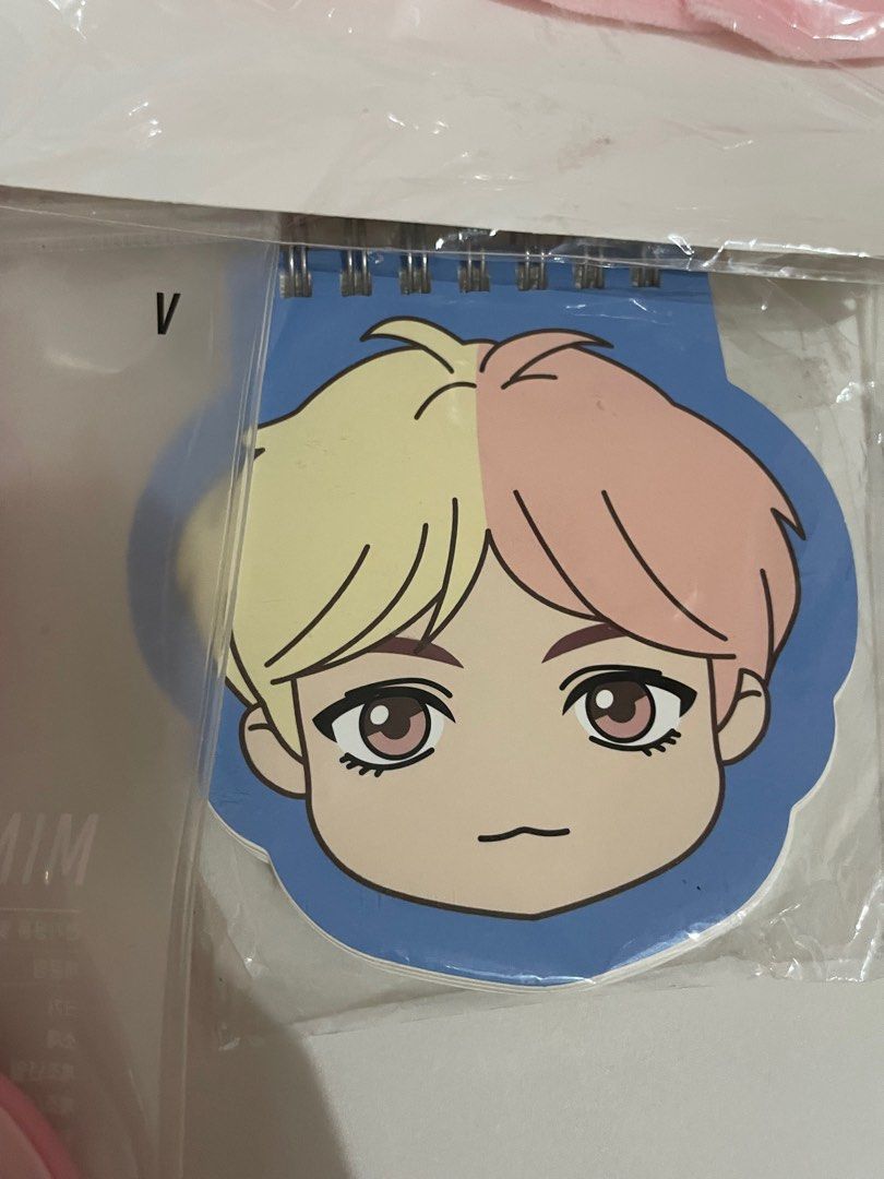 V HOUSE OF BTS MERCH OFFICIAL, Hobbies & Toys, Collectibles ...